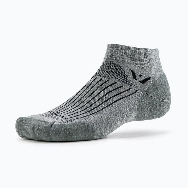 Swiftwick Pursuit Performance Ankle Socks - Swiftwick Canada